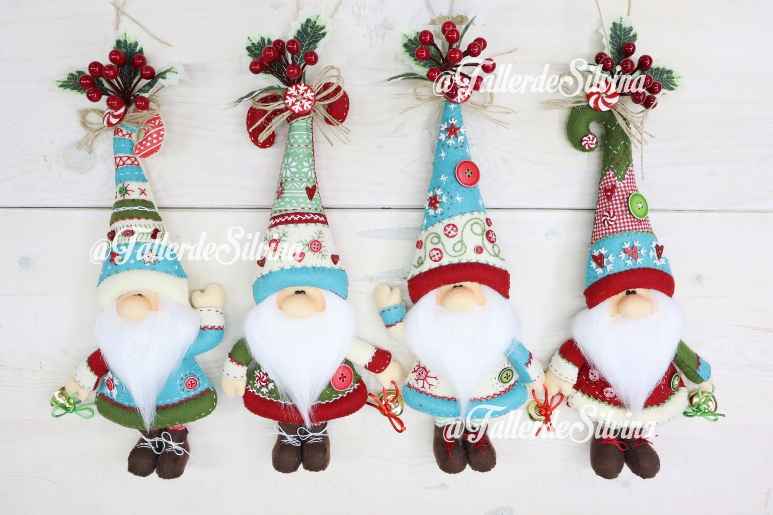 Colga - Puertas Gnomitos Navideños - taller de silvina manualidades